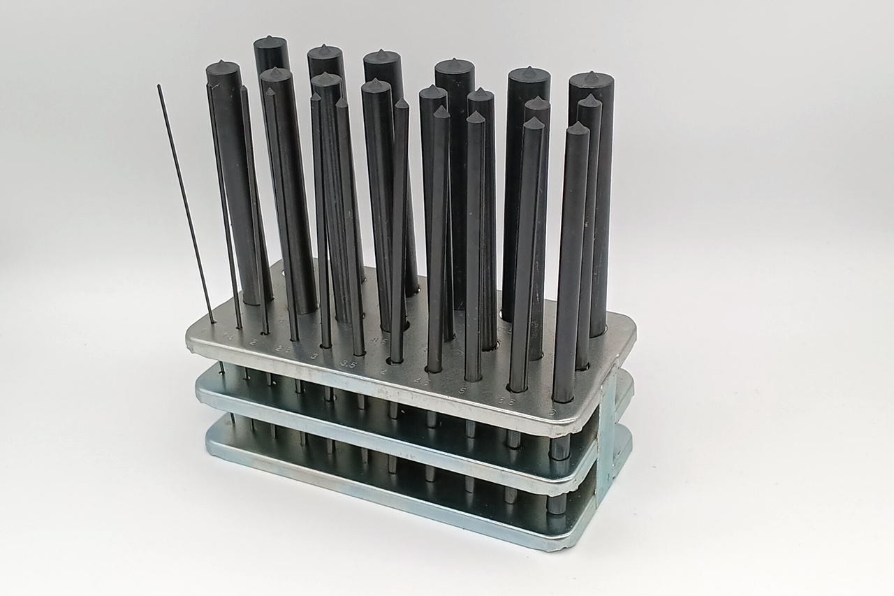 Transfer Punch Set Metric in metal stand (25 pc set) - prokraft
